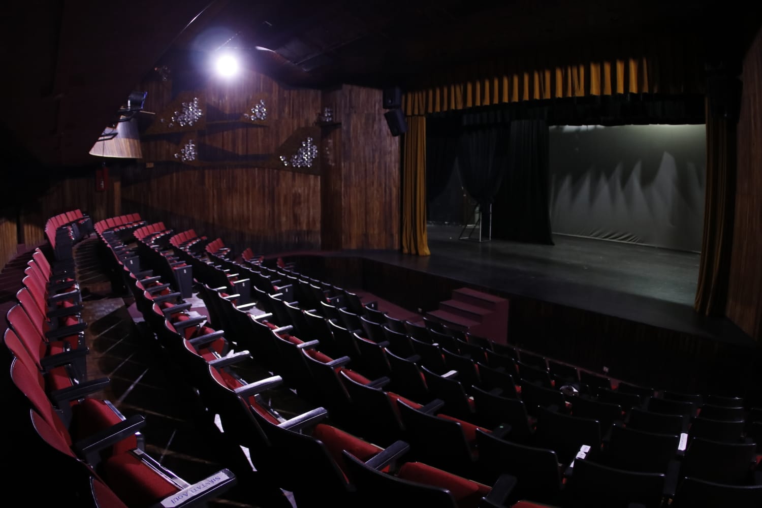 El Teatro de Cámara “Hugo Carrillo” es un recinto icónico del arte ...